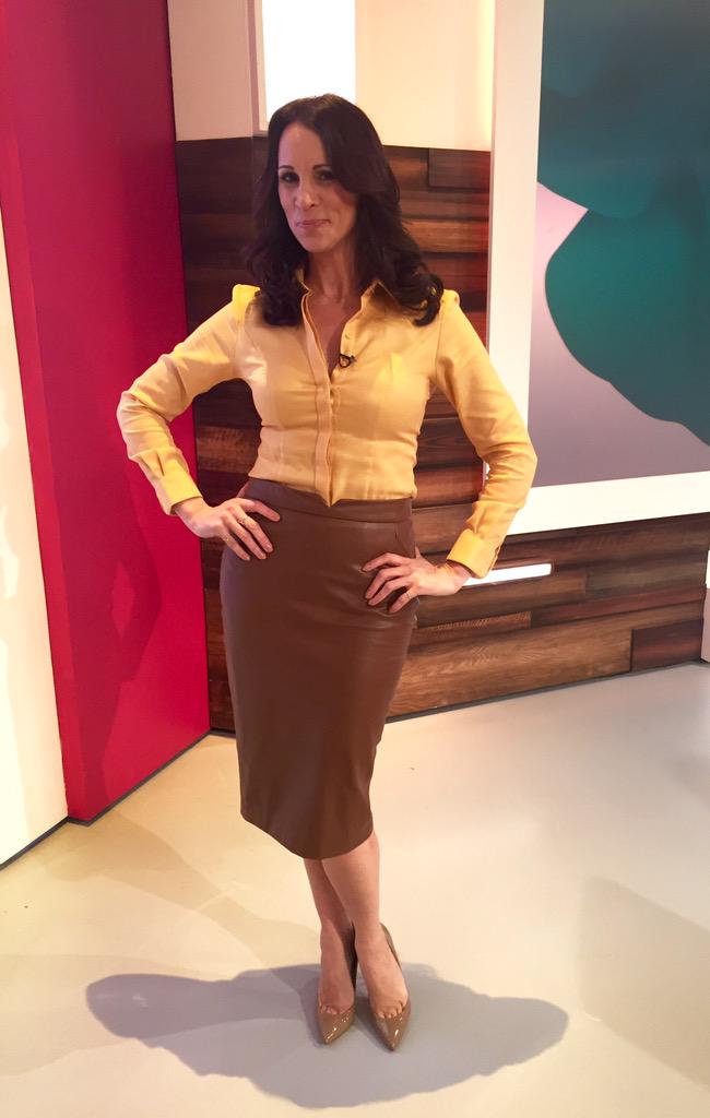Rocking The Leather Look Andreamclean Wears Skirt By Zara With Yellow Tmlewin Shirt On Today