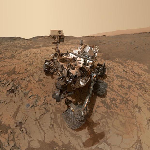 6 jam yang lalu, Robot Curiosity Rover take selfie dari Mars | KASKUS