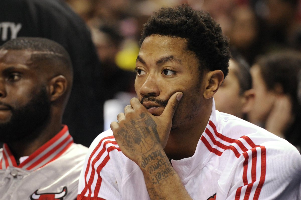 BREAKING: Derrick Rose has a medial meniscus tear in his right knee and ...