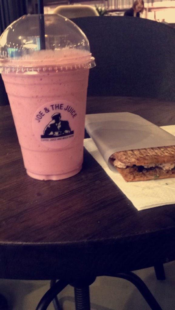 Leutrim Morina on Twitter: "Lunch break // @joeandthejuice http://t.co/hTbwkeVRGV"