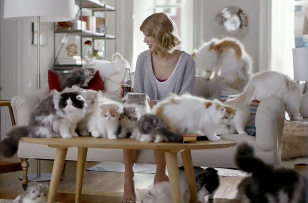 Taylor Swift's new @DietCoke commercial features *all the cats*: http ...