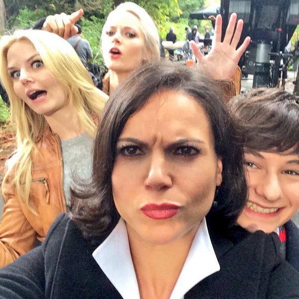 Lana Parrilla And Jennifer Morrison Parrilla Chicas Y