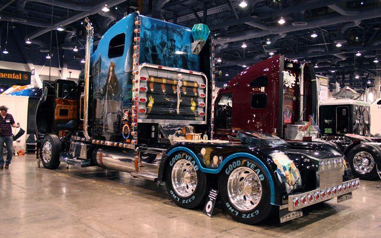 Custom Freightliner Classic