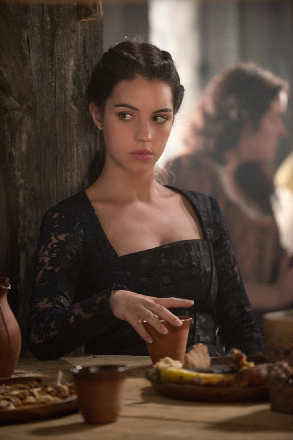 Adelaide Kane Reign Season 2