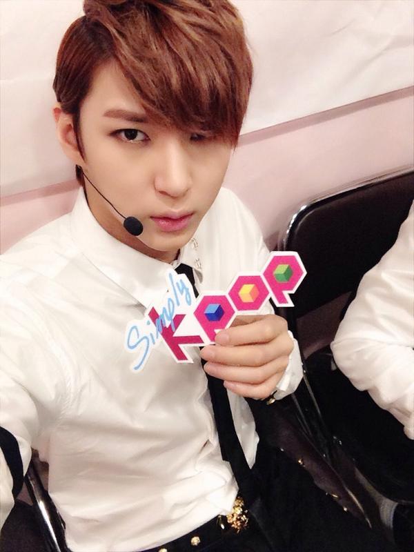 Leo Vixx Selca