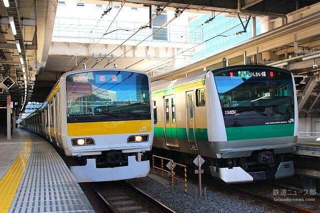 鉄道ニュース部 on Twitter: "中央・総武線E231系500番台ミツA520編成（元トウ520）と埼京・川越線E233系7000番台の並び http://t.co ...
