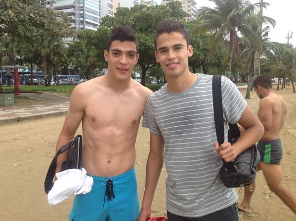 Diego Reyes Y Raul Jimenez