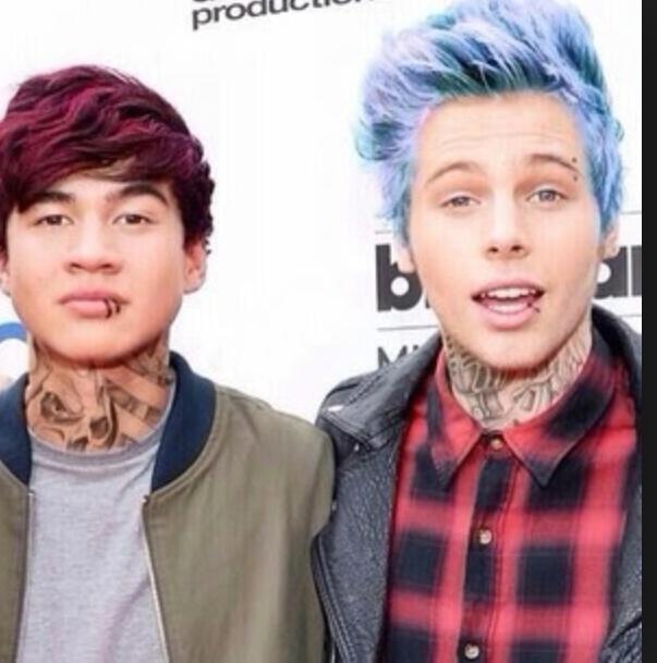 Calum Hood Punk Edit