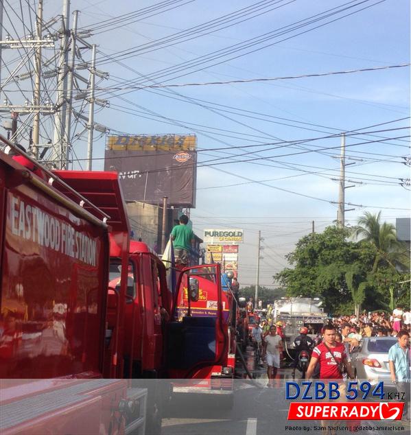 DZBB Super Radyo on Twitter: "UPDATE: Kanto ng E. Rodriguez Sr. Ave., at Araneta Ave. na malapit ...