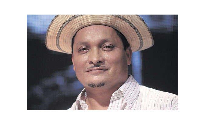 Luis "cholo" bernal escribió 5 décimas en honor a la patria. ¿qué es lo ...