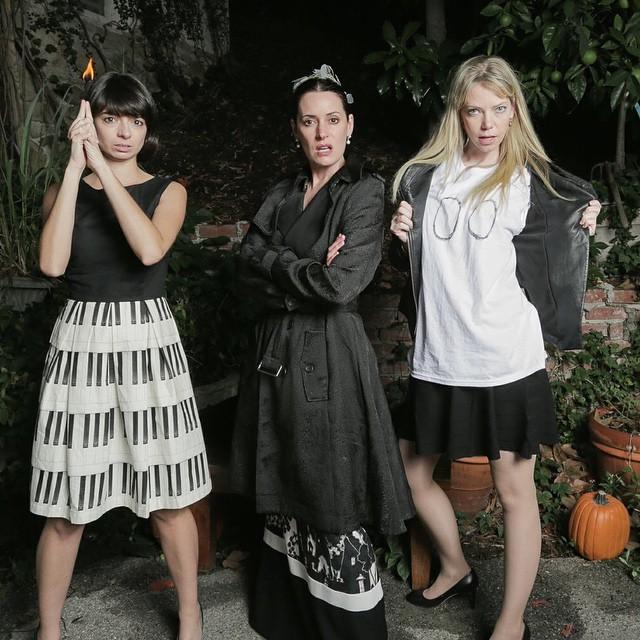 Riki Lindhome And Kate Micucci