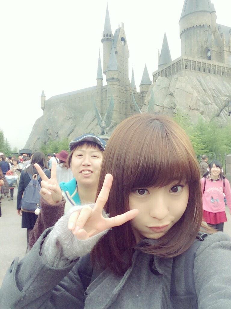 シャインハッピー山口ゆきえ on Twitter: "USJ行きました！ダンガンロンパで一緒やったNMBの藤江れいな嬢と。ハリーポッター初めて！れいにゃんがこわくないって言うから乗ったのに後々 ...