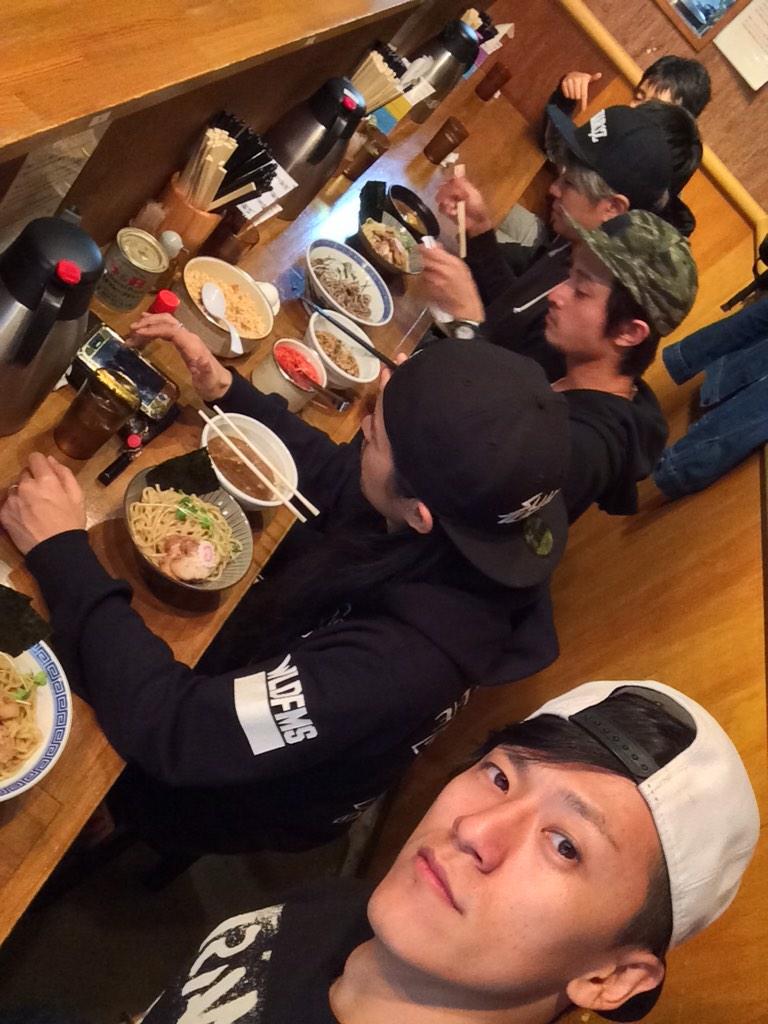 bunta on Twitter: "メンバーでつけ麺ギク。 #ブンカメ http://t.co/KFZ3YQkQvH"