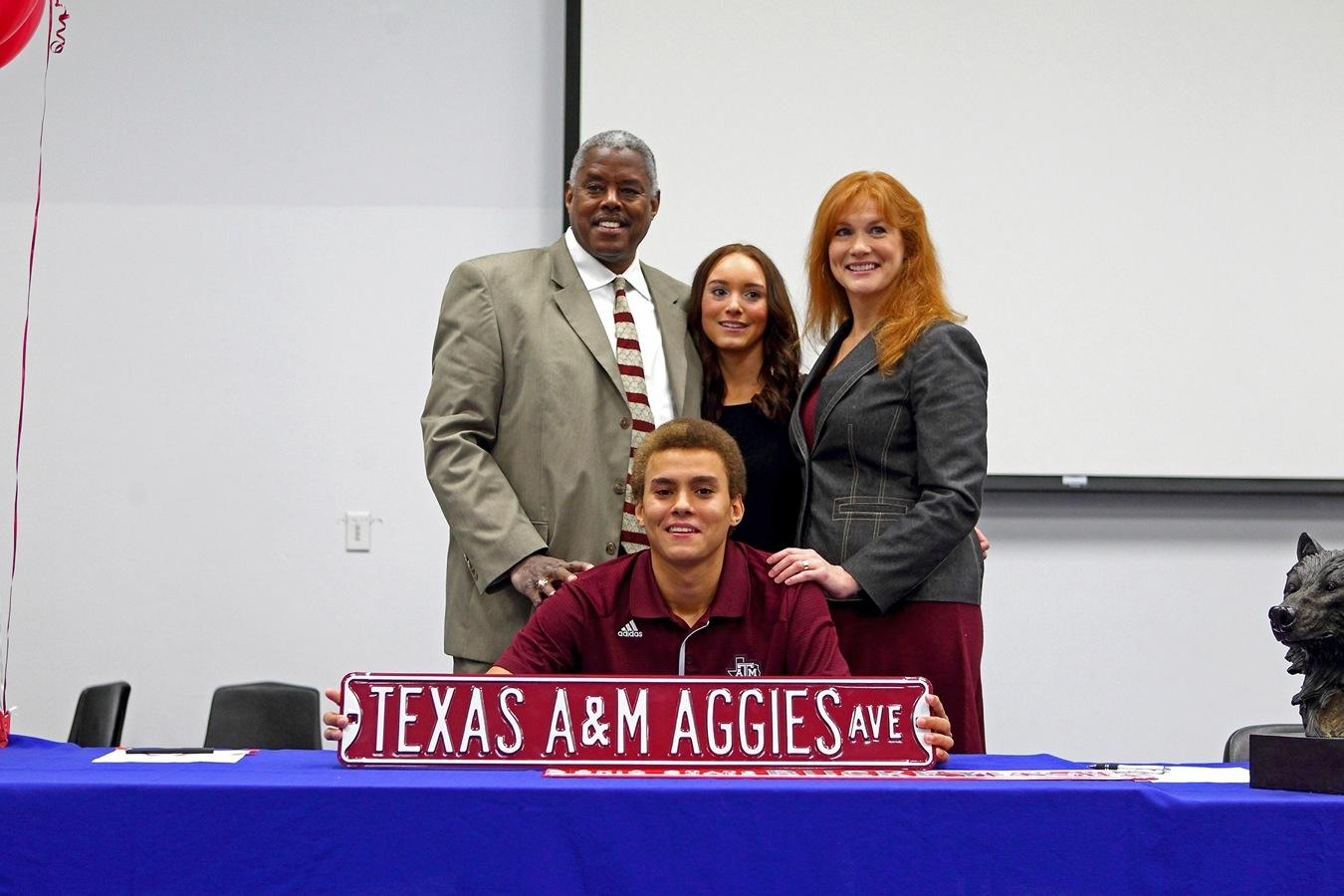 Some Signing Day Photos from Twitter-verse | TexAgs