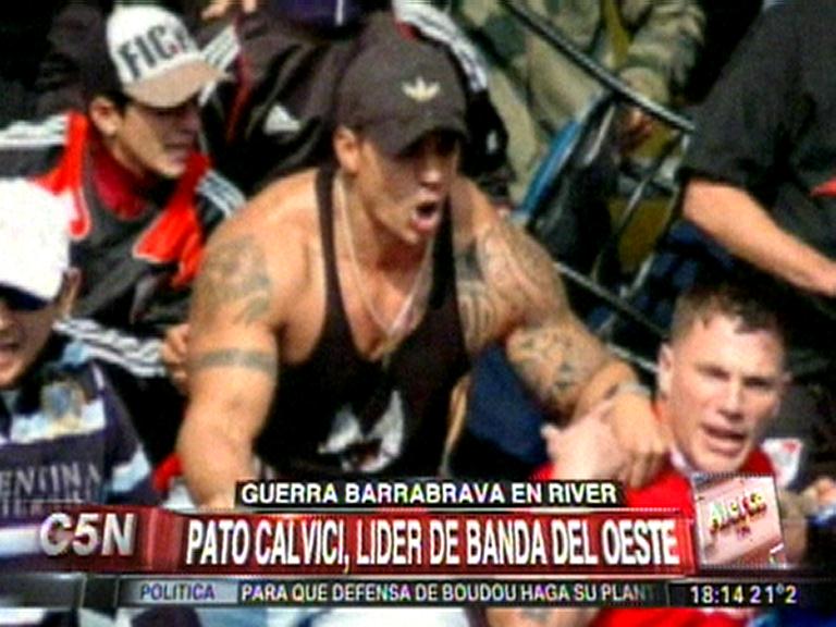 AHORA: Este es Pato Calvici, líder de la barra del Oeste, quien también ...