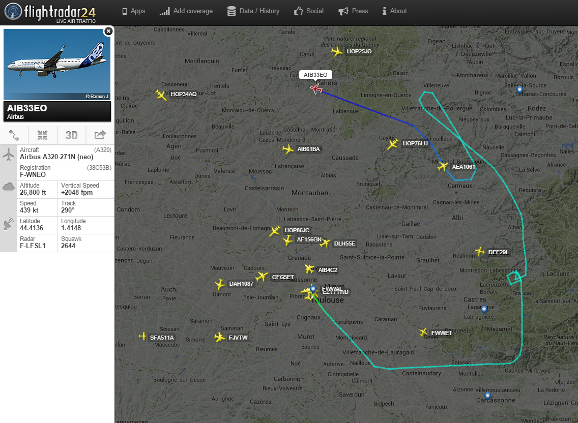 First Airbus A320neo and first A320 with winglets are doing test ...