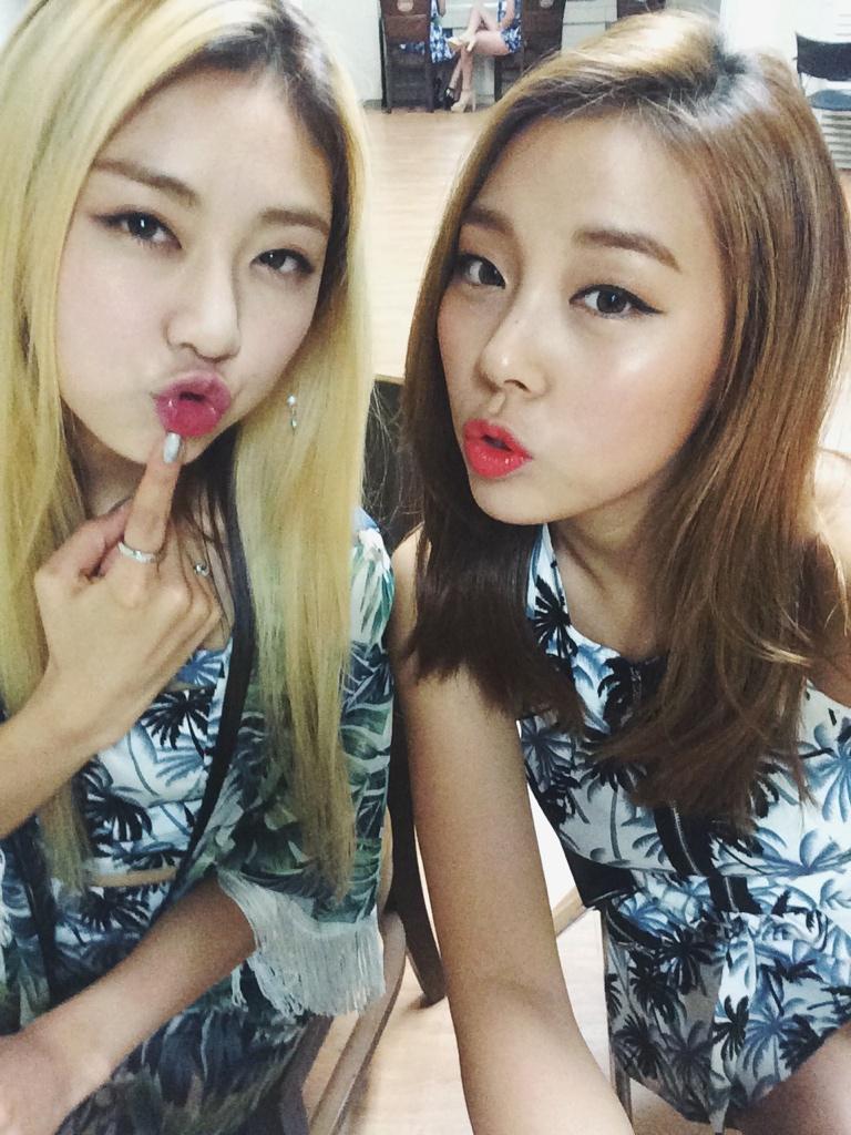 Ladies Code Eunb Selca