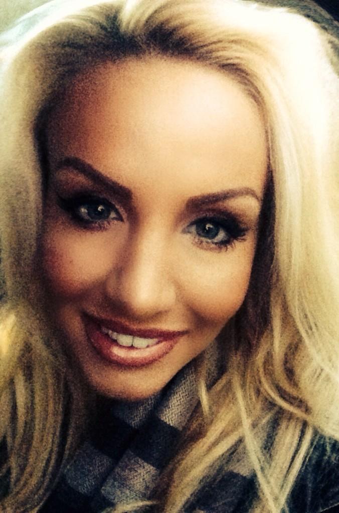 Tw Pornstars Miss Dannii Harwood Twitter Just Off To Christmas Fate
