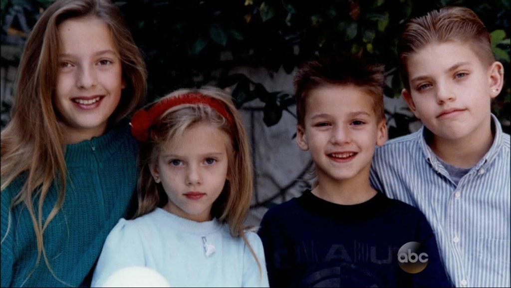 Scarlett Johansson Siblings