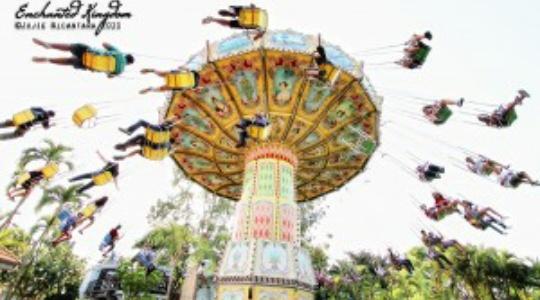 Enchanted Kingdom Flying Fiesta