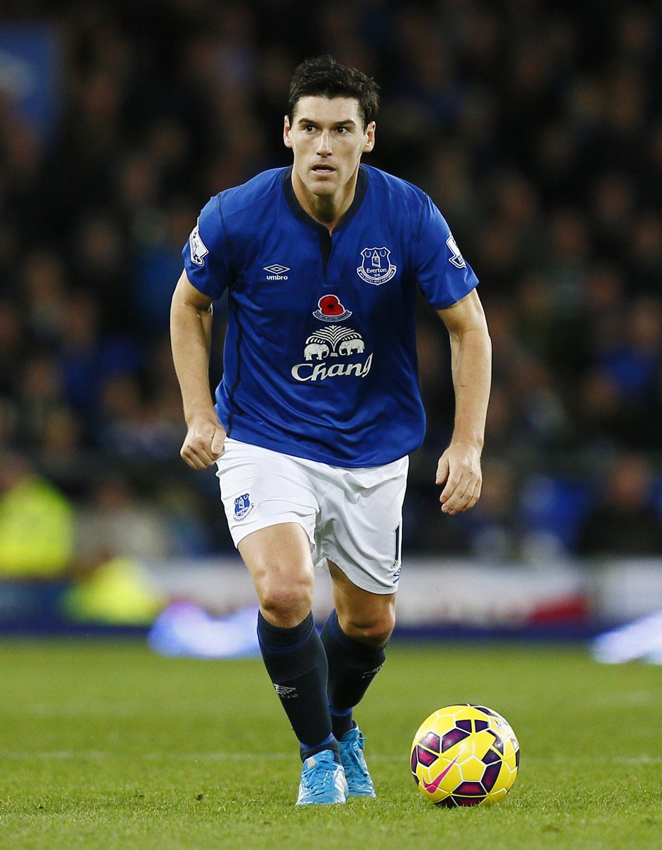 FOCUS ON: How Gareth Barry got on at centre-back for Everton vs ...