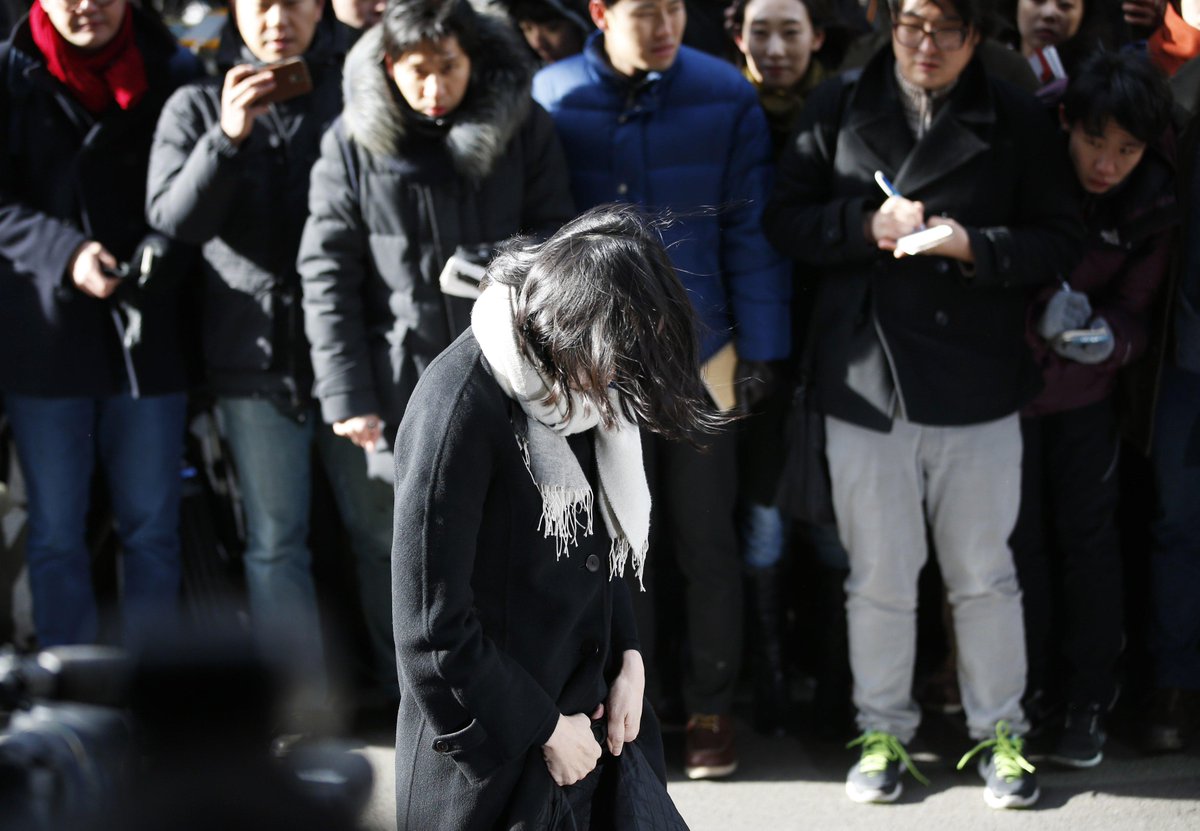 Former #koreanair v-p heather cho grilled by prosecutors over 'nut rage ...
