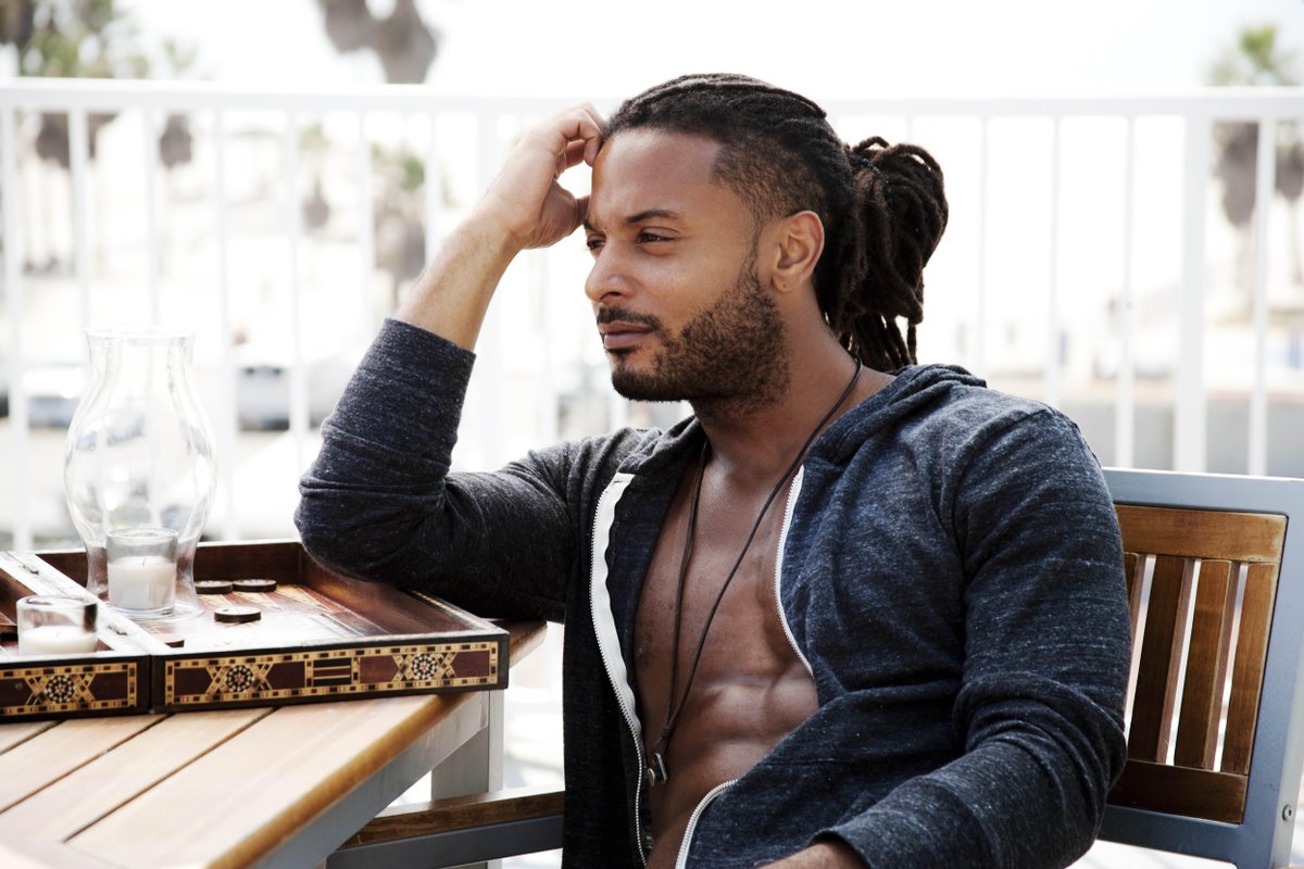 Any info on actor Brandon Jay McLaren? | Lipstick Alley