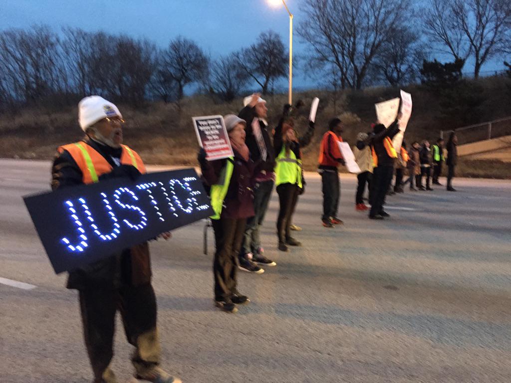 Protestors claim Milwaukee police tackled them as they protest on I-43 ...