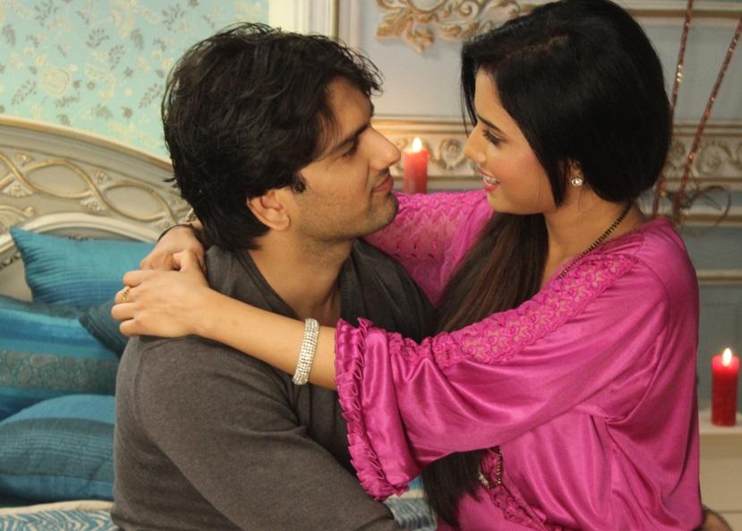 Sandhya And Suraj Romantic Scenes