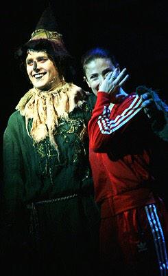 Idina Menzel Wicked Injury