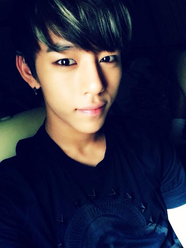 Bap Daehyun Selca