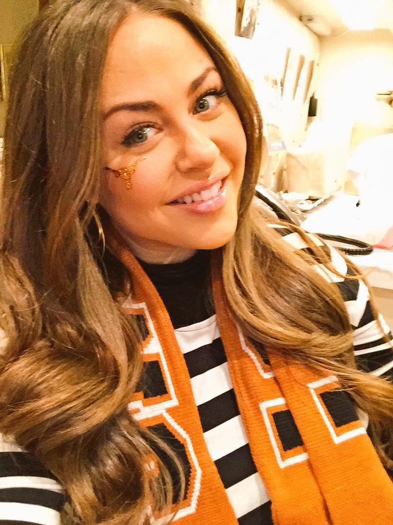 Lexi Houston's Instagram, Twitter & Facebook on IDCrawl