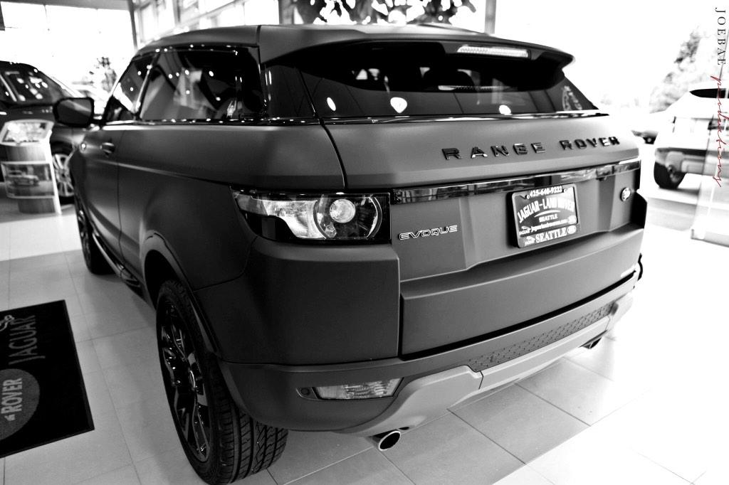 Range Rover Evoque Matte Black