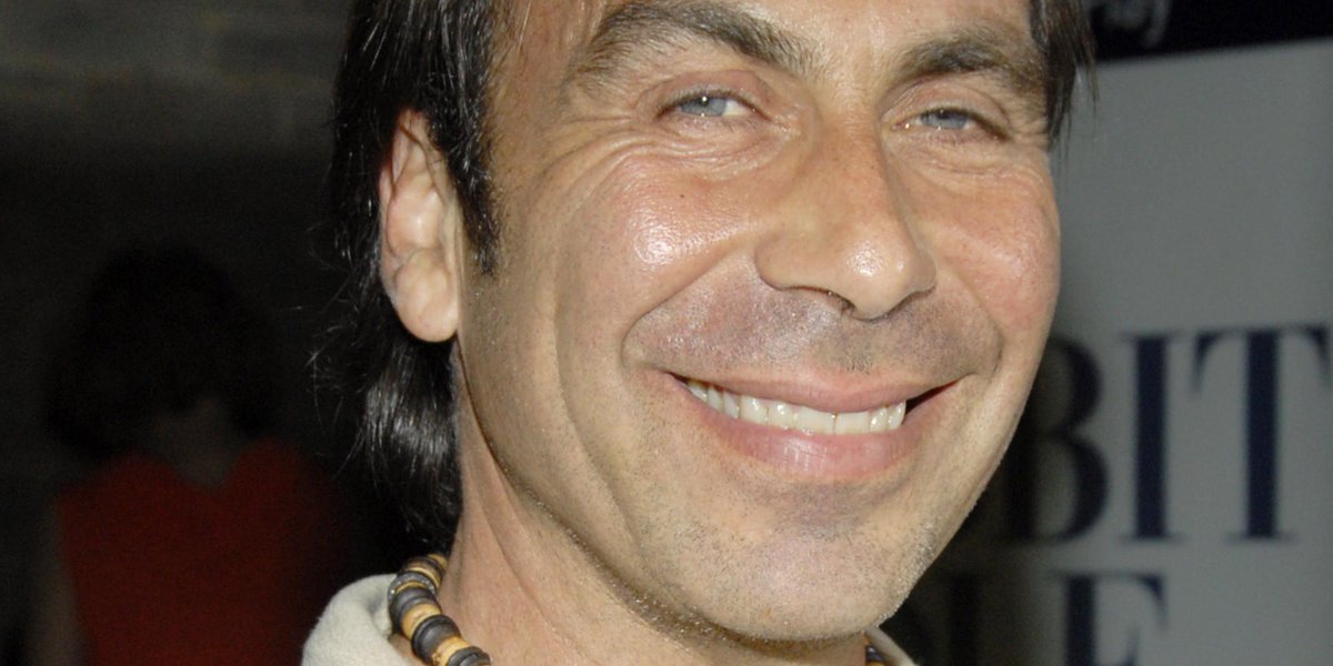 "Fast Times at Ridgemont High" actor Taylor Negron dead at 57 followng ...