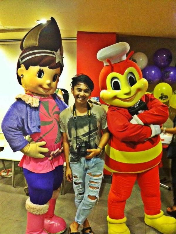 Jollibee Mascot Costume
