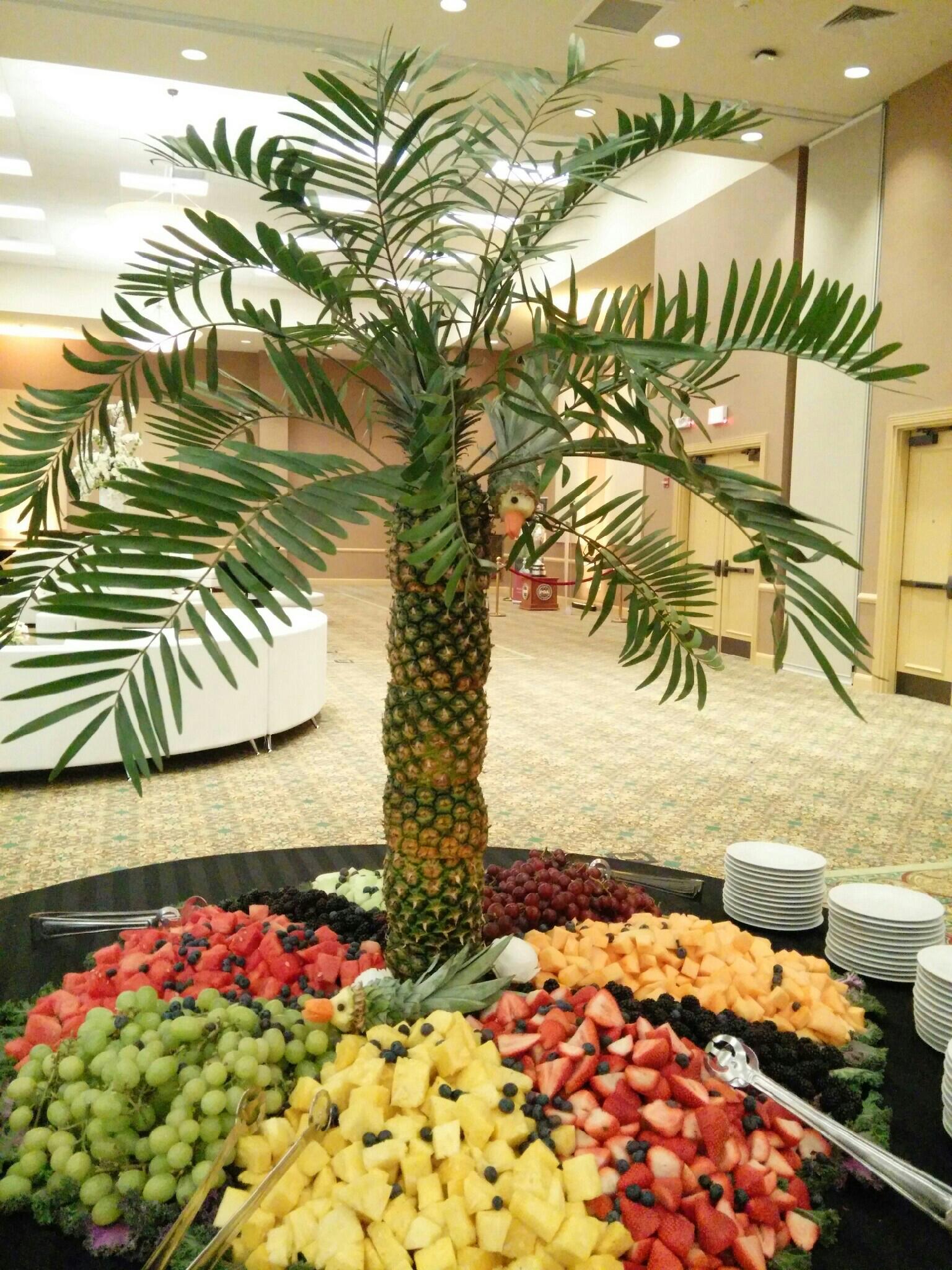 Pineapple Fruit Tree Display