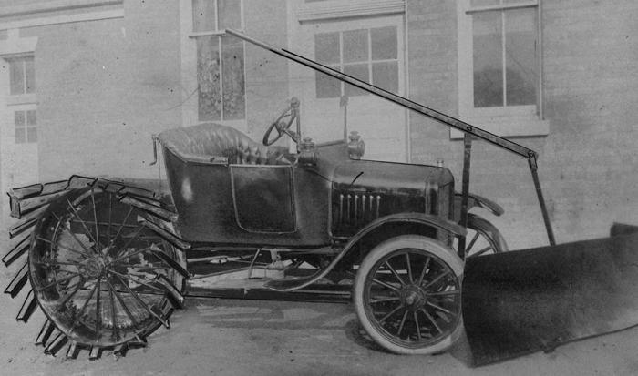 This is cool! - > "OldWeatherPics: Boston's first motorized snow plow ...