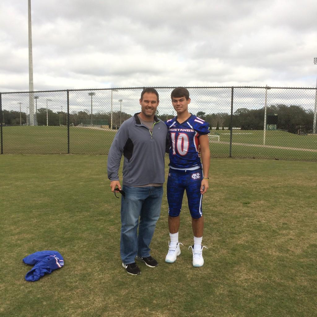 Former chicago sun-times player of the year mike alstott and his son ...