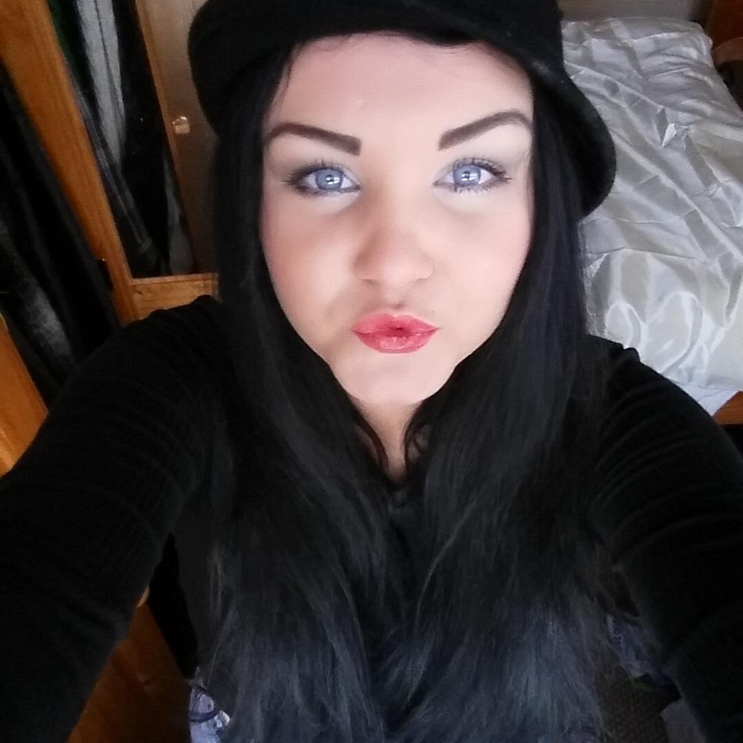 Danielle Core's Instagram, Twitter & Facebook on IDCrawl