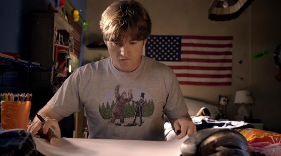 Lucas Neff Shirtless Raising Hope