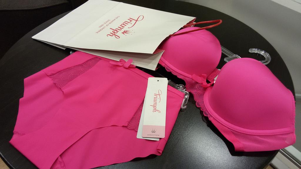 Intimo Triumph: tutta la Collezione Primavera Estate 2015 al Triumph ...
