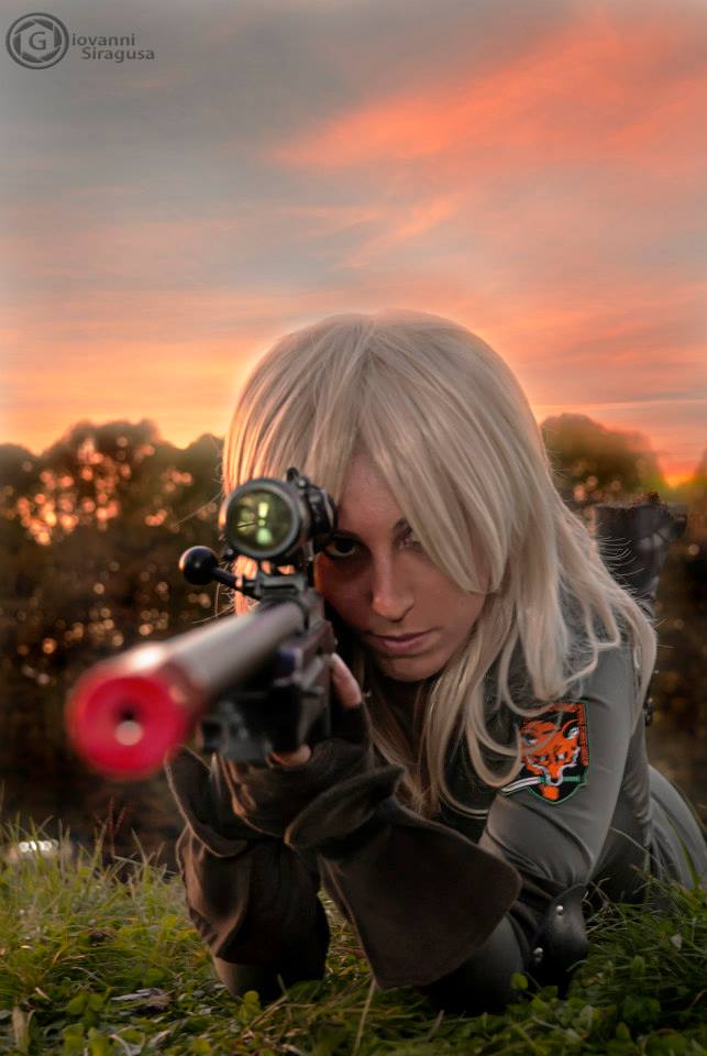 Konami Lady Cosplay