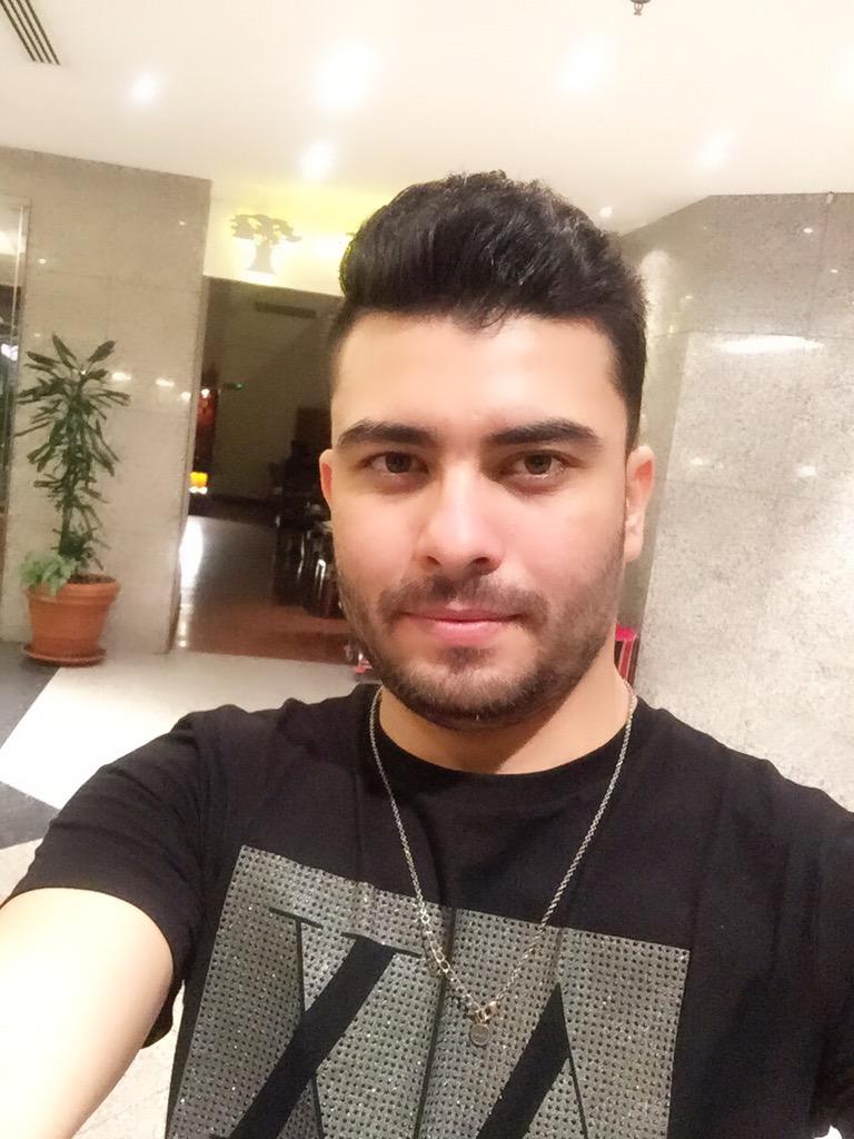 ستار سعد - Sattar Saad on Twitter: "وي 😘 احبكم 😊 ️ http://t.co/ayMpbeoXuZ" / Twitter