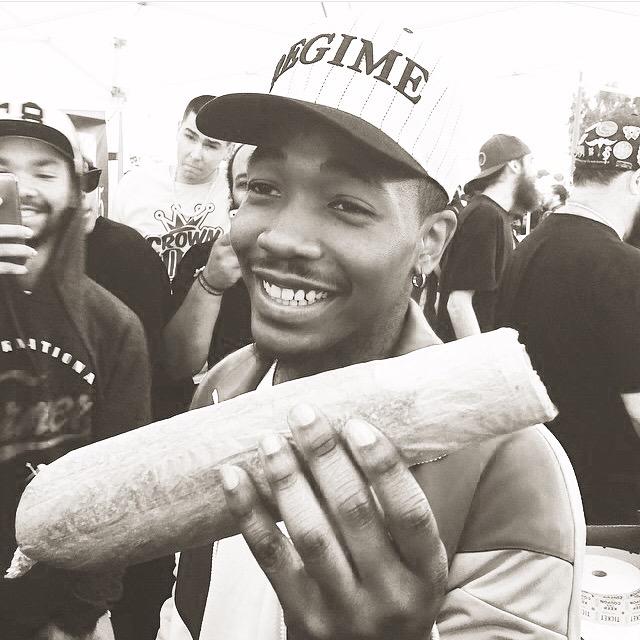 Dizzy Wright Smoking