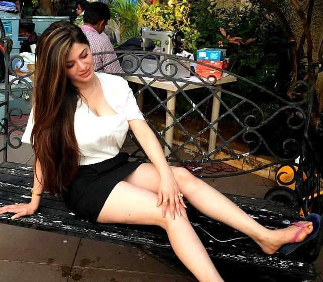 Grand Masti Kainaat Arora