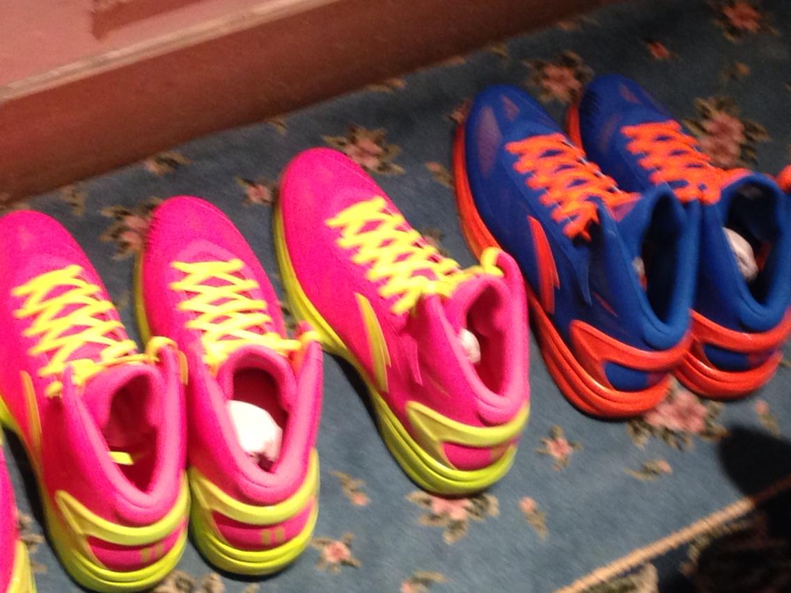 Klay's signature shoe...KT Fire : r/warriors