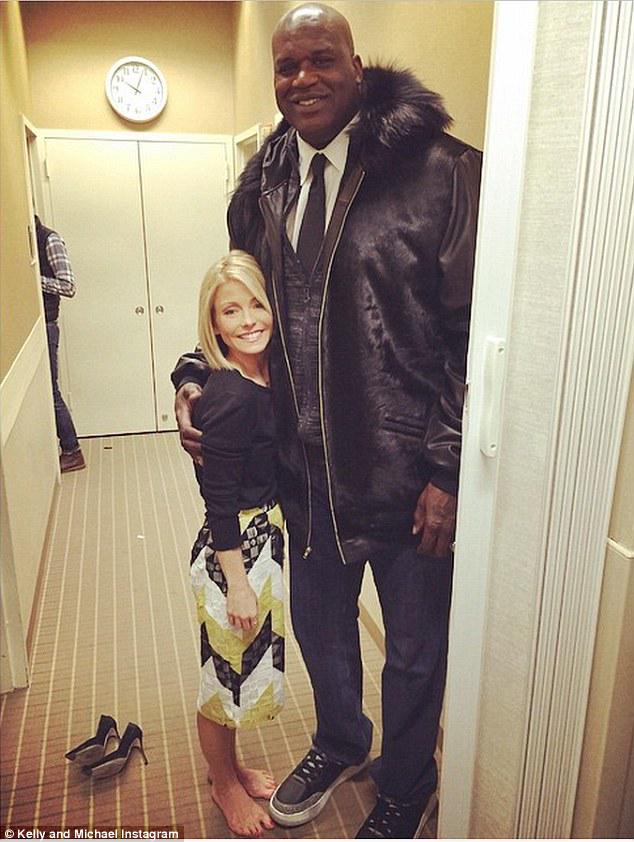 How Tall Is Kelly Ripa