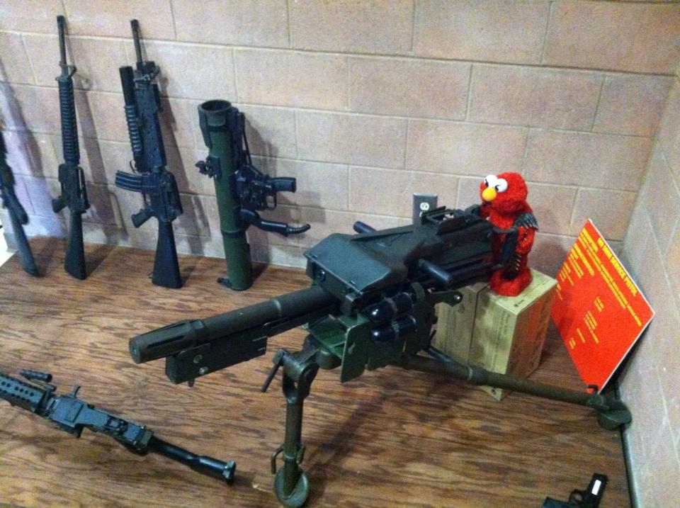 Elmo With A Machine Gun