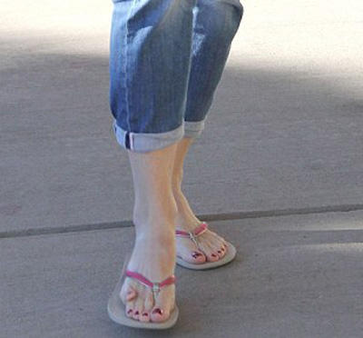 Jennifer Garner Feet Actress Jennifer Garner Attends The Premiere Of