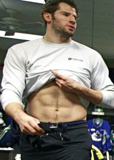 Ryan Kesler Abs